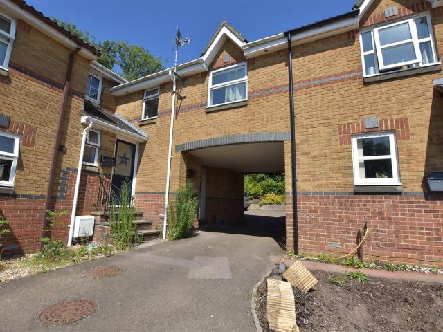 Barn Court, St. Leonards On Sea TN37, 1 bed flat to rent, £1,050 pcm | PrimeLocation