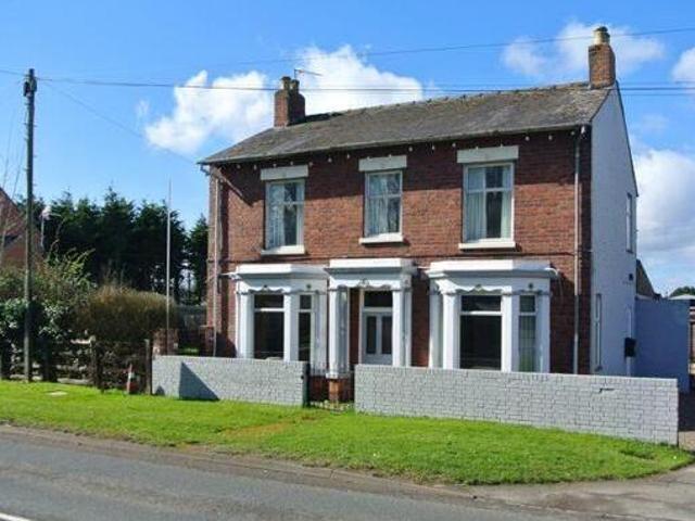 Barn Farm, Tewkesbury Road, 3 Bedroom Detached