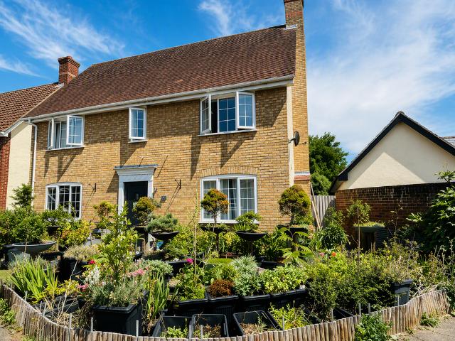 Barn Fields, Colchester CO3, 4 bed property to rent, £1,900 pcm | PrimeLocation