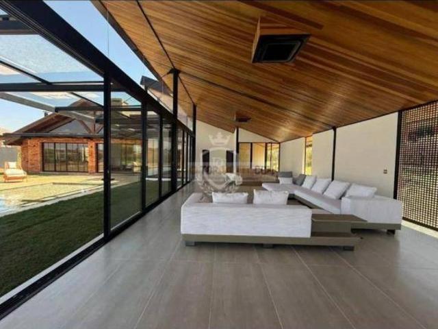 Barn House à Venda ou Locação no Condomínio Fazenda Boa Vista Porto Feliz/SP