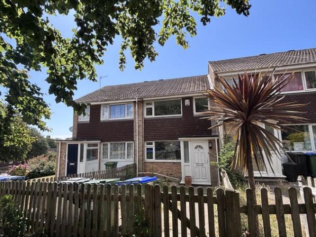 Barn Rise, Seaford BN25, 3 bed terraced house to rent, £1,425 pcm | PrimeLocation