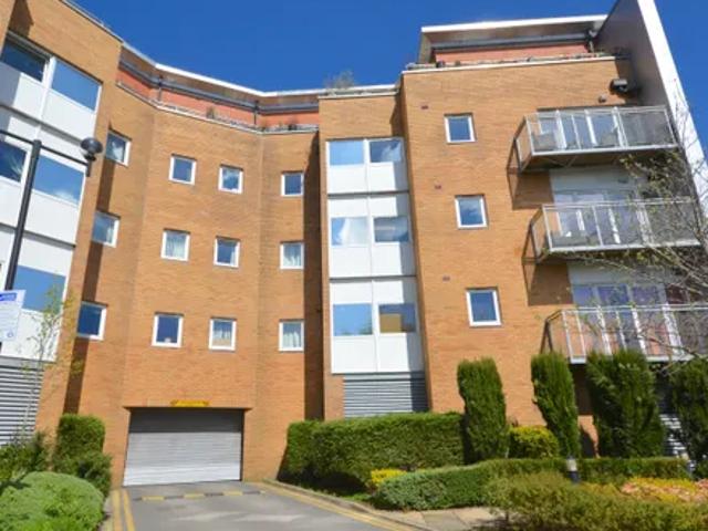 Barn Street, Whitefield, M45 7AL, United Kingdom | 2 bed house for rent #167531399 | Rentberry