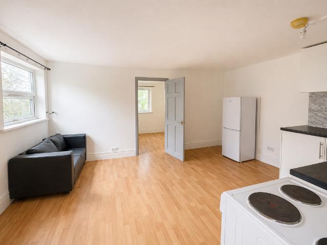 Barnabas Road, London E9, Studio to rent, £1,650 pcm | PrimeLocation