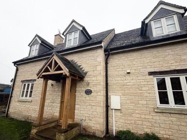 Barnack Road, Bainton, 3 Bedroom House