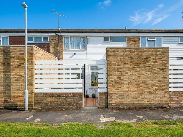 Barnard Crescent, Aylesbury HP21, 4 bed terraced house to rent, £1,850 pcm | PrimeLocation