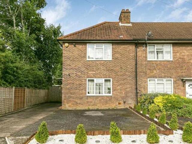 Barnard Green, Welwyn Garden City, 2 Bedroom End
