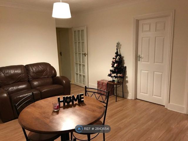 Barnard Road, Mitcham CR4, Room to rent, £800 pcm | PrimeLocation