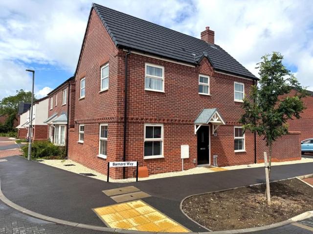Barnard Way, Shenley Church End 3 bed detached house to rent £1,995 pcm £460 pw