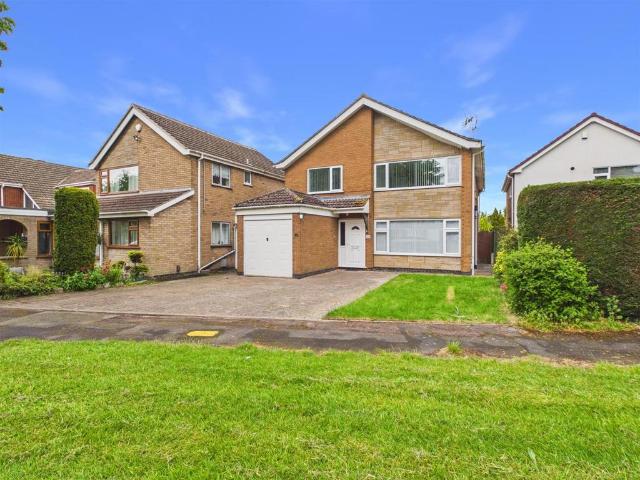 Barne Close, Whitestone, Nuneaton 5 bed detached house to rent £1,900 pcm £438 pw
