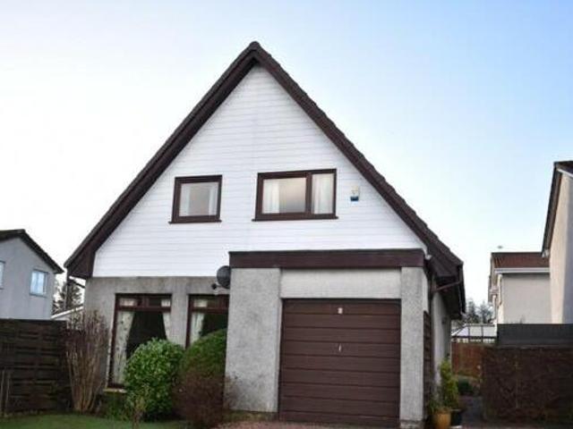 Barnes Green, Livingston, 4 Bedroom Detached