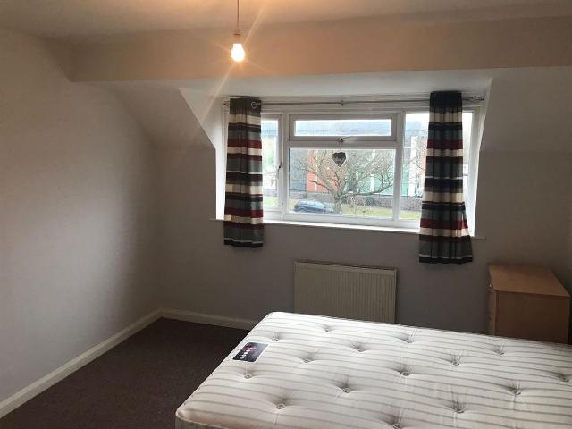 Barnes Hill, Birmingham, West Midlands B29, Room to rent, £475 pcm | PrimeLocation