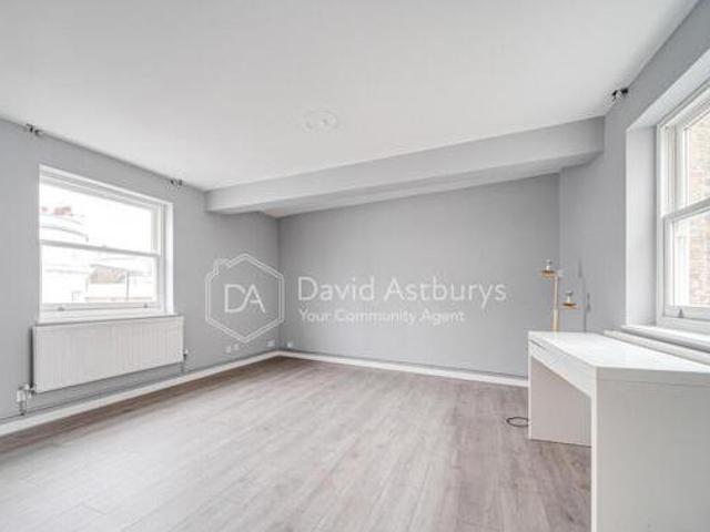 Barness Court, Westbourne Terrace, 2 Bedroom Apartment