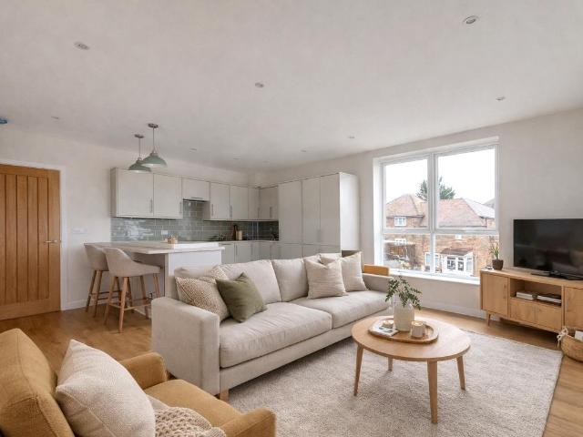 Barnett Road, Brighton BN1, 2 bed flat to rent, £1,750 pcm | PrimeLocation