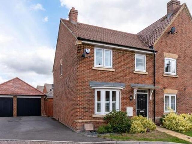 Barnett Road, Steventon, 3 Bedroom Semi detached