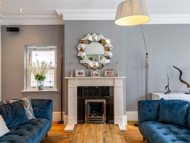 Barnet Road, Arkley