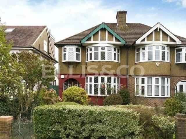 Barnet Way, Mill Hill, 3 Bedroom Semi detached