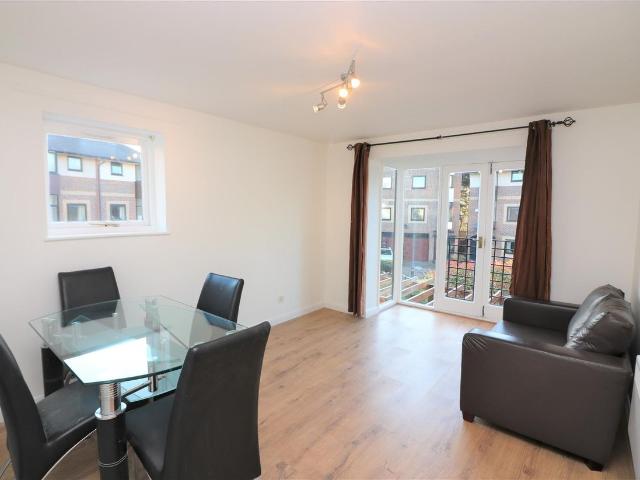 Barnfield Place, Isle Of Dogs E14, 1 bed flat to rent, £1,625 pcm | PrimeLocation