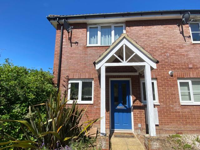 Barnfields Court, Sittingbourne ME10, 2 bed property to rent, £1,300 pcm | PrimeLocation