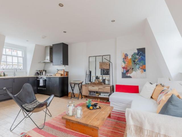 Barnsbury Street, London N1, 2 bed flat to rent, £4,150 pcm | PrimeLocation