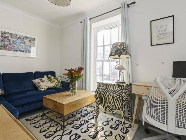 Barnsbury Park, Barnsbury, Islington, London N1, 1 bed flat to rent, £2,100 pcm | PrimeLocation