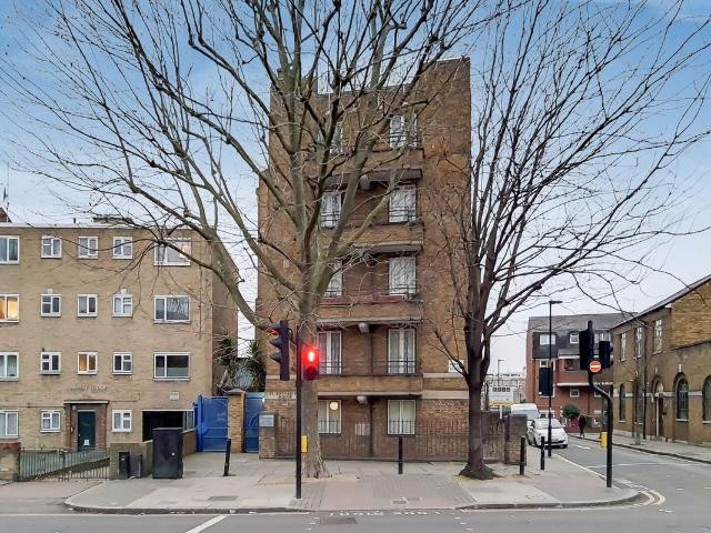 Barnsbury Road, Angel, London N1, 1 bed flat to rent, £2,384 pcm | PrimeLocation