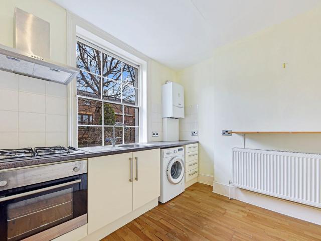 Barnsbury Road, Barnsbury N1, Studio to rent, £2,000 pcm | PrimeLocation