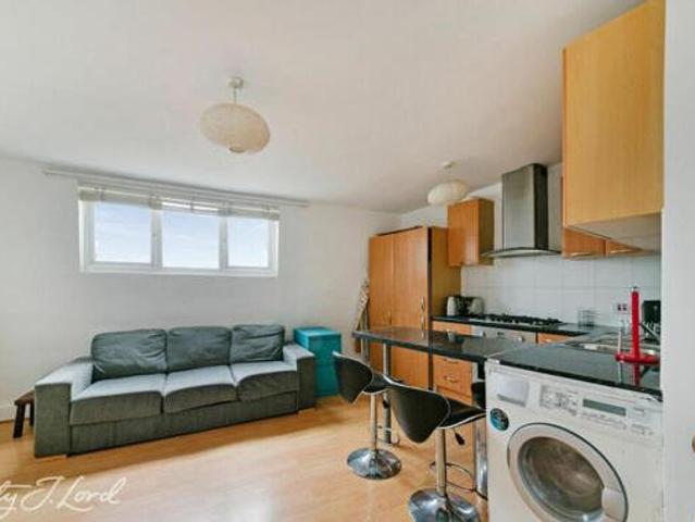 Barnsbury Road, Islington, 1 Bedroom Flat