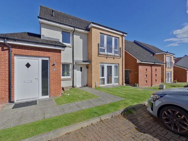 Barnsdale Road, Stirling FK7, 2 bed flat to rent, £900 pcm | PrimeLocation