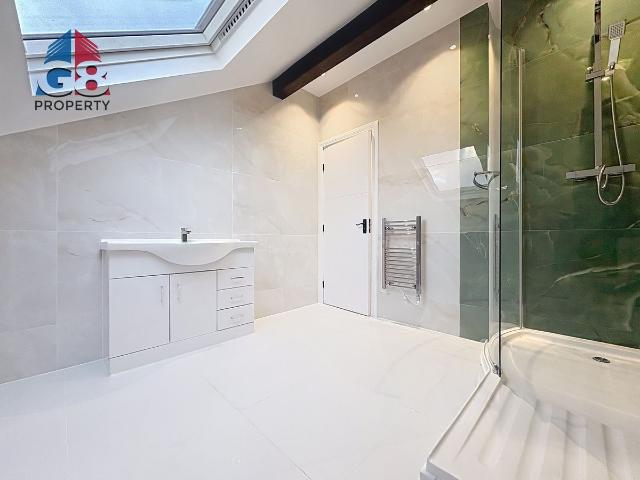 Barnsley S70, 2 bed flat to rent, £775 pcm | PrimeLocation
