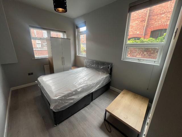 Barnsley Street, Springfield, Wigan WN6, Room to rent, £530 pcm | PrimeLocation