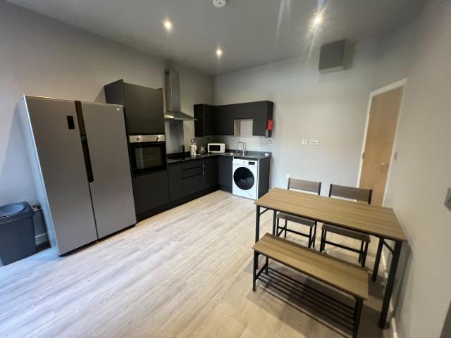 Barnsley Street, Springfield, Wigan WN6, Room to rent, £550 pcm | PrimeLocation