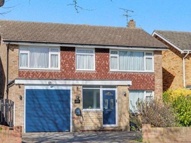 Barnstaple Road, Thorpe Bay, 4 Bedroom Detached