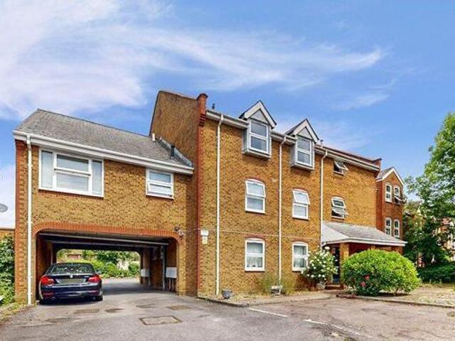 Barnview Lodge, College Road, 1 Bedroom Apartment