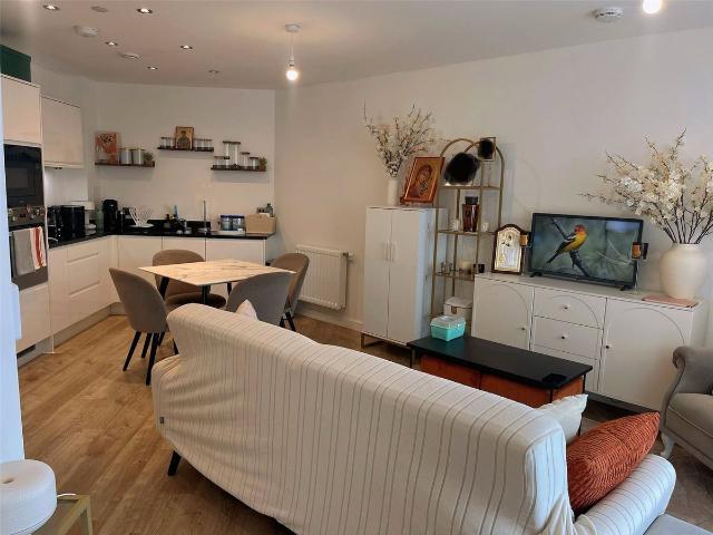Baronet House, London NW10, 1 bed flat to rent, £1,725 pcm | PrimeLocation