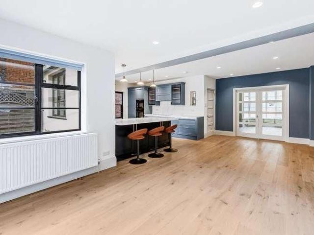 Baronsmede, W5