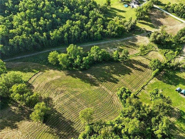 Barr Rd, Finleyville, PA 15332