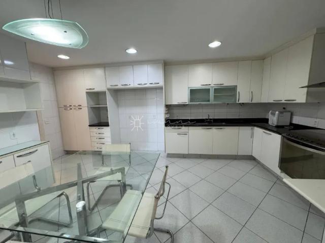 Barra da Tijuca | Apartamento 4 quartos, sendo 1 suite