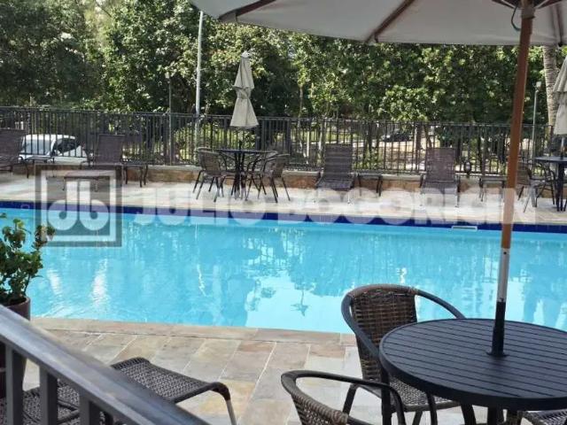 Barra lucio costa! Alfa barra excelente apartamento 2 quartos com dependências complestas total infr