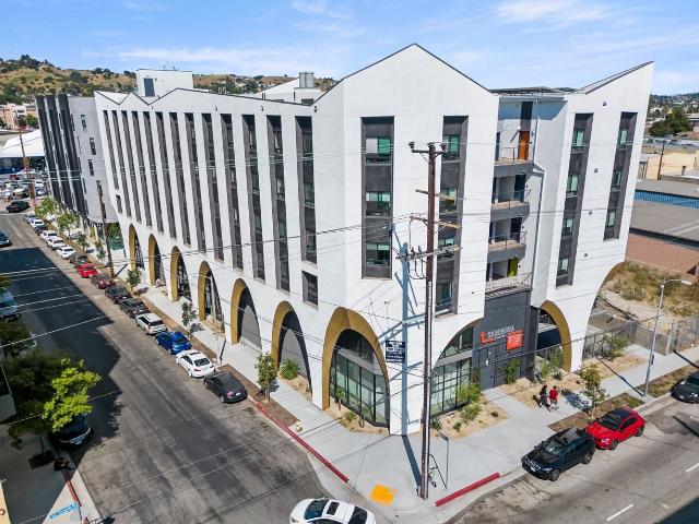 Barranca LA 2 Bedroom Apartment for Rent at 2020 Barranca St, Los Angeles, CA 90031 Lincoln Heights