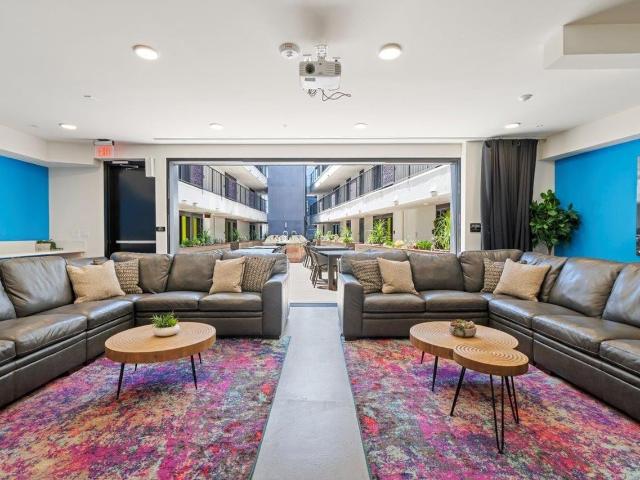 Barranca LA Studio Apartment for Rent at 2020 Barranca St, Los Angeles, CA 90031 Lincoln Heights