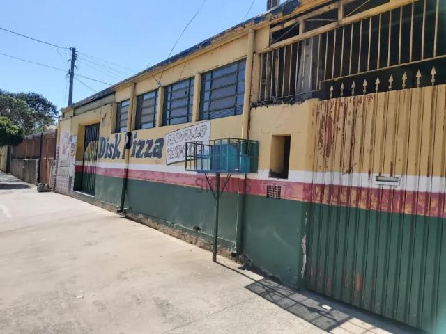 Barracão à venda na Av. Das Amoreiras!