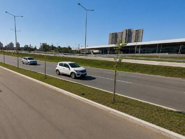 Barracão Comercial/Industrial com 318m² e 6 vagas no Bacacheri – Curitiba