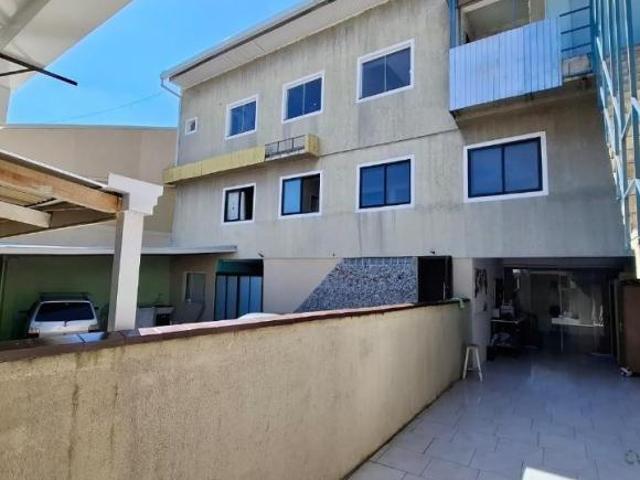 BARRACÃO e PRÉDIO COM 02 MORADIAS, residencial/comercial, ótimo para INVESTIDORES, no Guaíra em Curi