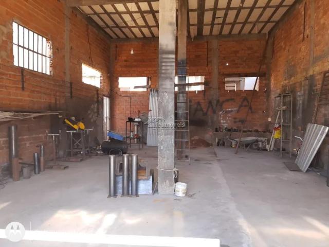 Barracão em construção para venda em Hortolândia