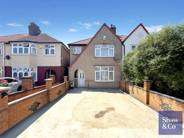 Barrack Road, Hounslow TW4, 5 bed semi detached house to rent, £3,500 pcm | PrimeLocation