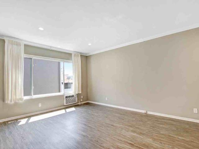 Barrington Avenue Apartment Homes Studio Apartment for Rent at 708 S Barrington Ave, Los Angeles, CA 90049 Brentwood