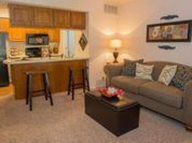 Barrington Apartments 2 Bedroom Apartment for Rent at 9233 E 65th St, Tulsa, OK 74133