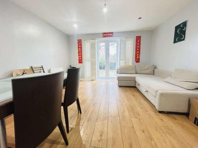 Barrington Close, Durham, DH1