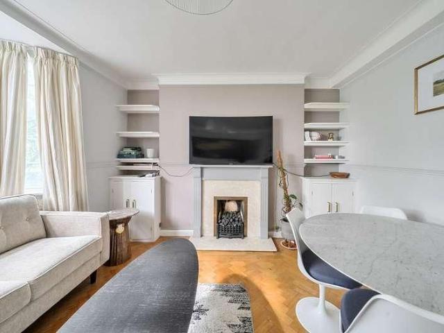 Barrington Court, Pages Hill, Muswell Hill, N10