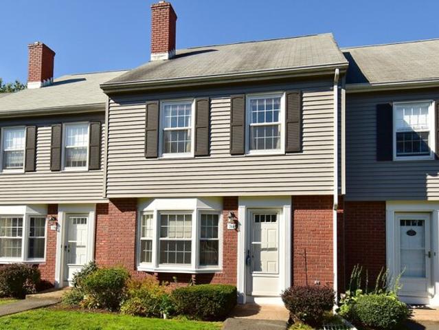 Barrington Dr Apt C, Wethersfield, Home For Sale